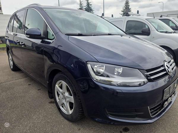 Zils Volkswagen Sharan 2011 Marijampole, ar dzinēja tilpumu 1.39 L un nobraukumu 217 tūkst. km par 4200 €, foto 7 vietnē AUTOMOTO.COM.LV