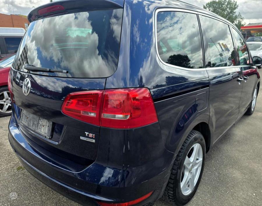 Zils Volkswagen Sharan 2011 Marijampole, ar dzinēja tilpumu 1.39 L un nobraukumu 216 tūkst. km par 5650 €, foto 5 vietnē AUTOMOTO.COM.LV