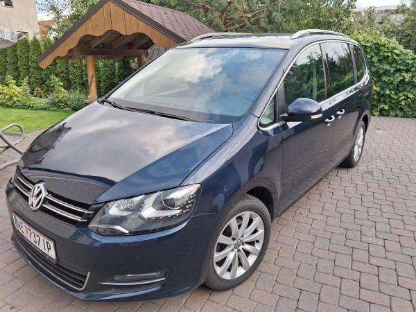 Blue Volkswagen Sharan 2011 in Kaunas, with an engine capacity of 2.00 L and mileage of 287 thousand km for 6450 €, photo 1 on AUTOMOTO.COM.LV