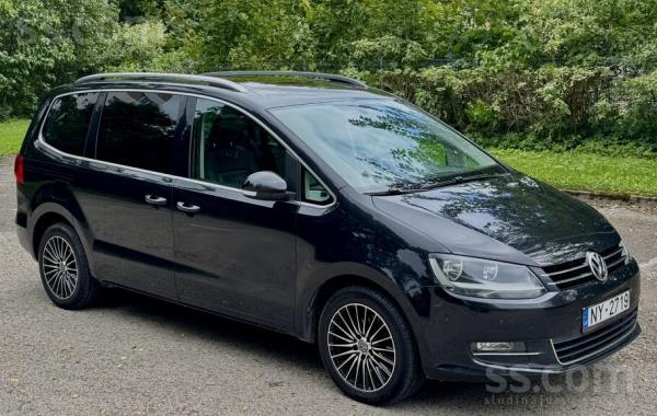 Blue Volkswagen Sharan 2011 in Riga, with an engine capacity of 2.00 L and mileage of 280 thousand km for 7700 €, photo 1 on AUTOMOTO.COM.LV