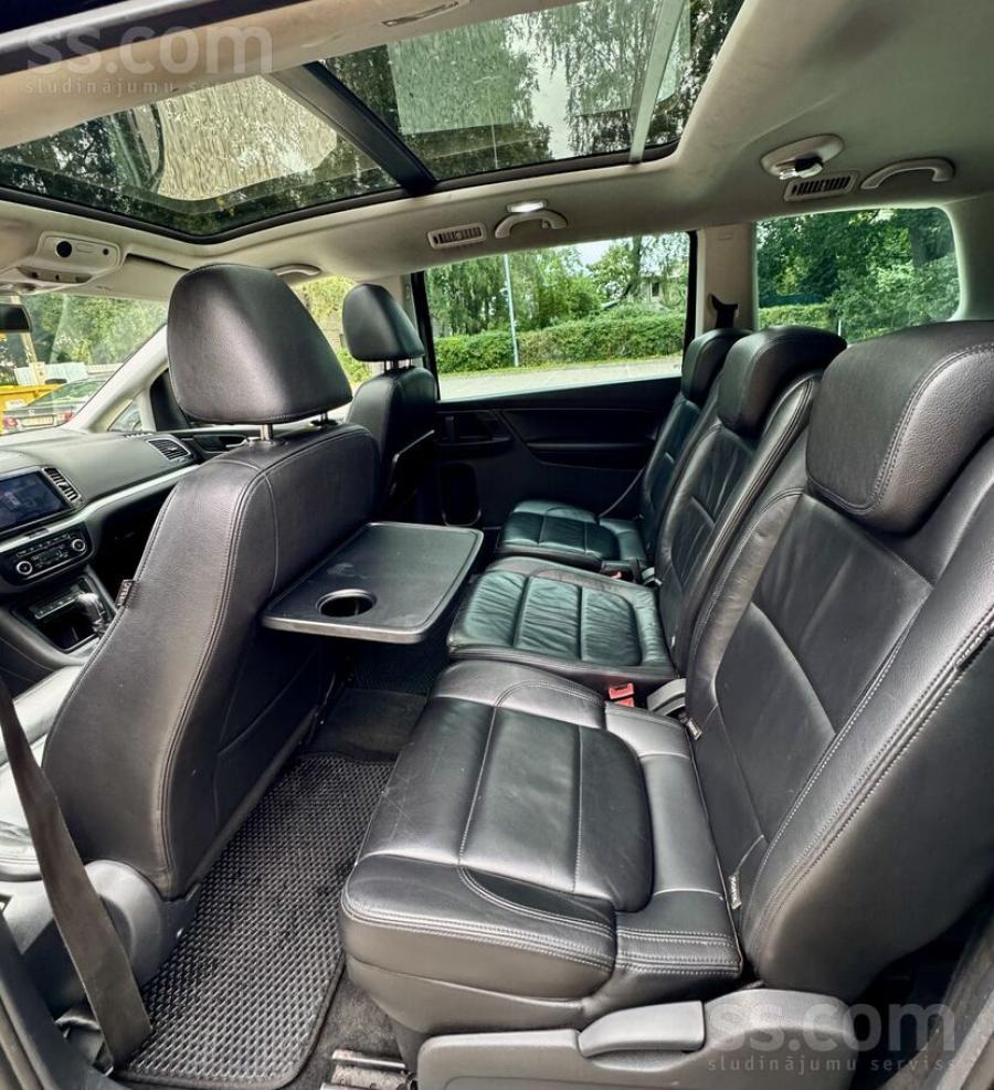 Zils Volkswagen Sharan 2011 Rīga, ar dzinēja tilpumu 2.00 L un nobraukumu 280 tūkst. km par 7700 €, foto 12 vietnē AUTOMOTO.COM.LV