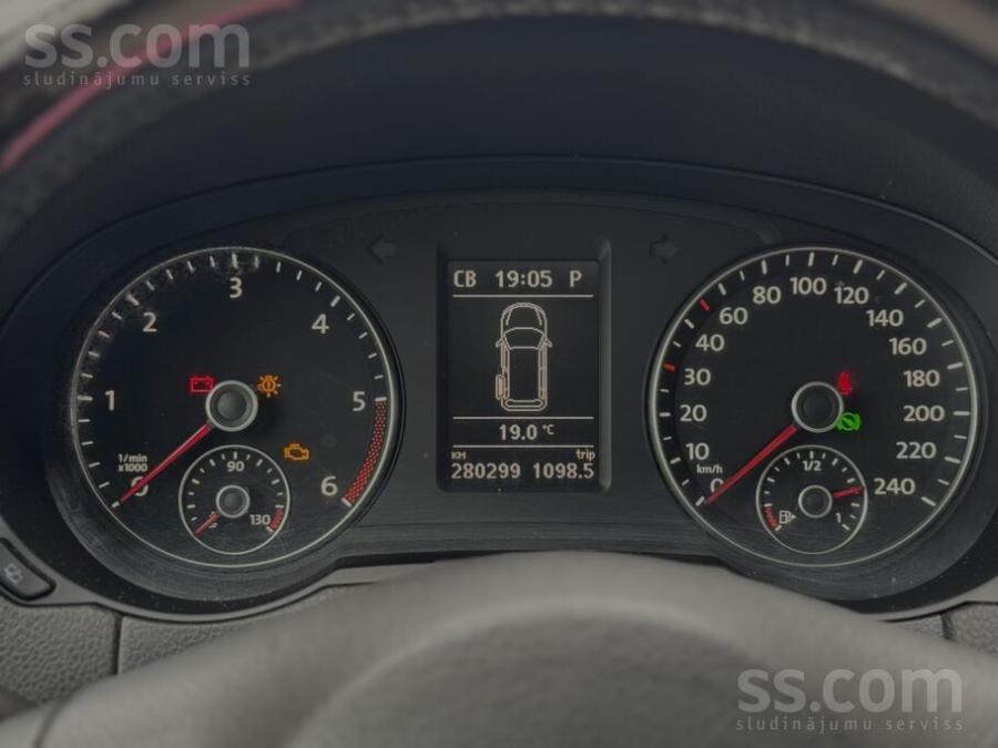Zils Volkswagen Sharan 2011 Rīga, ar dzinēja tilpumu 2.00 L un nobraukumu 280 tūkst. km par 7700 €, foto 21 vietnē AUTOMOTO.COM.LV