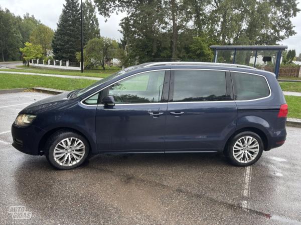 Blue Volkswagen Sharan 2011 in Alytus, with an engine capacity of 1.40 L and mileage of 214 thousand km for 7500 €, photo 8 on AUTOMOTO.COM.LV