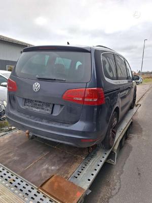 Blue Volkswagen Sharan 2012 in Radviliskis, with an engine capacity of 1.97 L and mileage of 335 thousand km for 5200 €, photo 4 on AUTOMOTO.COM.LV