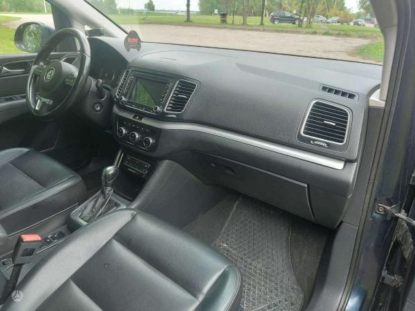 Zils Volkswagen Sharan 2012 Ukmergė, ar dzinēja tilpumu 2.00 L un nobraukumu 400 tūkst. km par 5150 €, foto 9 vietnē AUTOMOTO.COM.LV