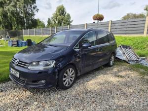 Blue Volkswagen Sharan 2012 in Riga, with an engine capacity of 2.00 L and mileage of 310 thousand km for 3000 €, photo 3 on AUTOMOTO.COM.LV