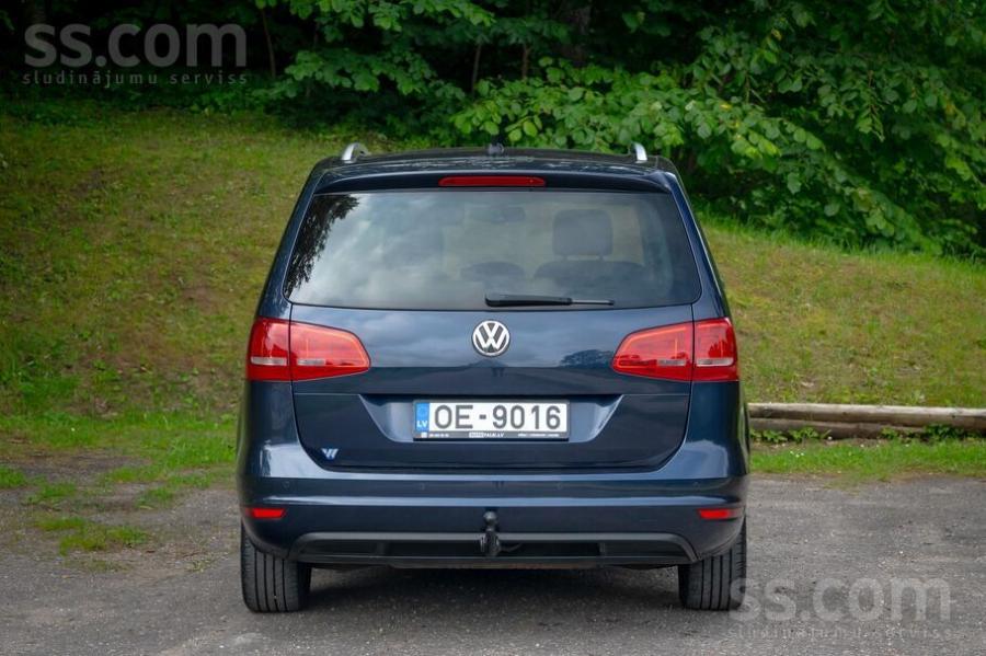 Zils Volkswagen Sharan 2013 Talsi, ar dzinēja tilpumu 1.40 L un nobraukumu 198 tūkst. km par 8590 €, foto 6 vietnē AUTOMOTO.COM.LV