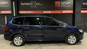 Blue Volkswagen Sharan 2014 in Kaunas, with an engine capacity of 1.97 L and mileage of 289 thousand km for 8999 €, photo 4 on AUTOMOTO.COM.LV