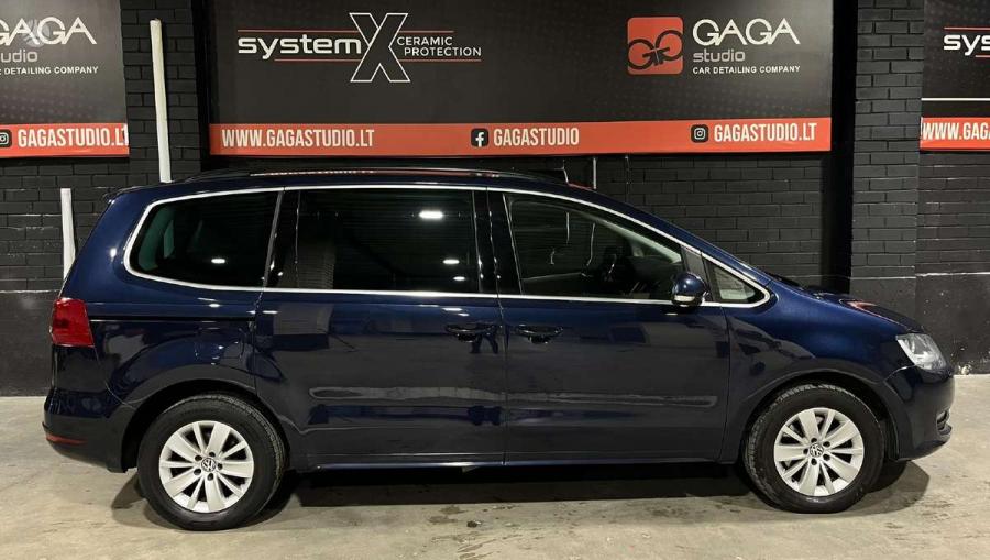 Blue Volkswagen Sharan 2014 in Kaunas, with an engine capacity of 1.97 L and mileage of 289 thousand km for 8999 €, photo 4 on AUTOMOTO.COM.LV
