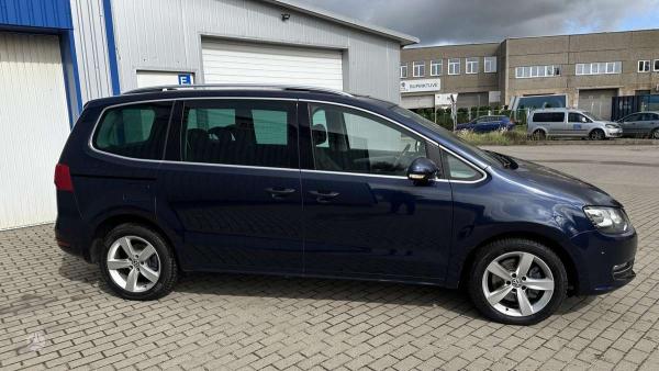 Zils Volkswagen Sharan 2014 Marijampole, ar dzinēja tilpumu 1.97 L un nobraukumu 266 tūkst. km par 9500 €, foto 7 vietnē AUTOMOTO.COM.LV