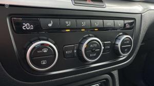 Zils Volkswagen Sharan 2014 Marijampole, ar dzinēja tilpumu 1.97 L un nobraukumu 266 tūkst. km par 9500 €, foto 21 vietnē AUTOMOTO.COM.LV