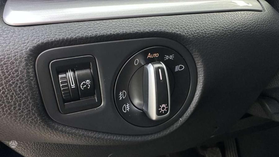 Zils Volkswagen Sharan 2014 Marijampole, ar dzinēja tilpumu 1.97 L un nobraukumu 266 tūkst. km par 9500 €, foto 25 vietnē AUTOMOTO.COM.LV