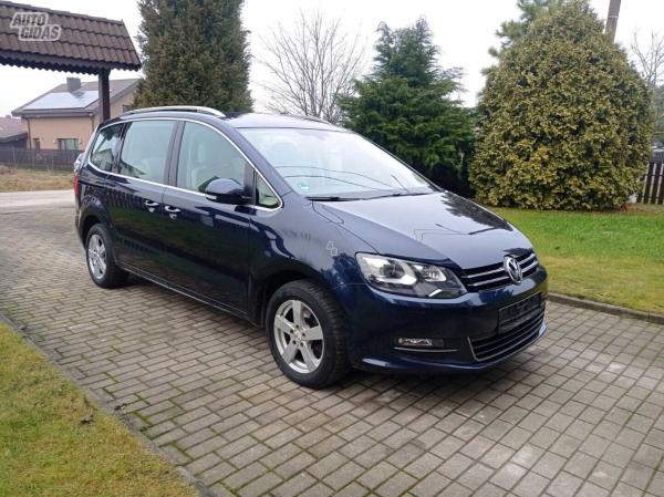 Zils Volkswagen Sharan 2015 Šauļi, ar dzinēja tilpumu 2.00 L un nobraukumu 243 tūkst. km par 10600 €, foto 1 vietnē AUTOMOTO.COM.LV