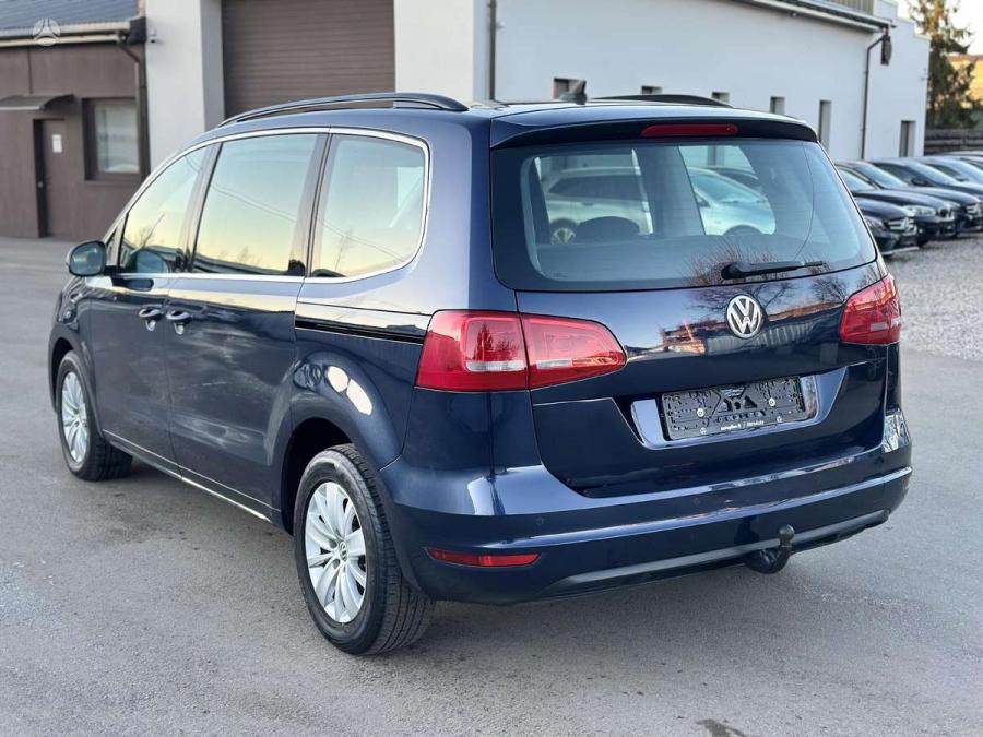 Zils Volkswagen Sharan 2015 Telšiai, ar dzinēja tilpumu 1.97 L un nobraukumu 253 tūkst. km par 10800 €, foto 5 vietnē AUTOMOTO.COM.LV