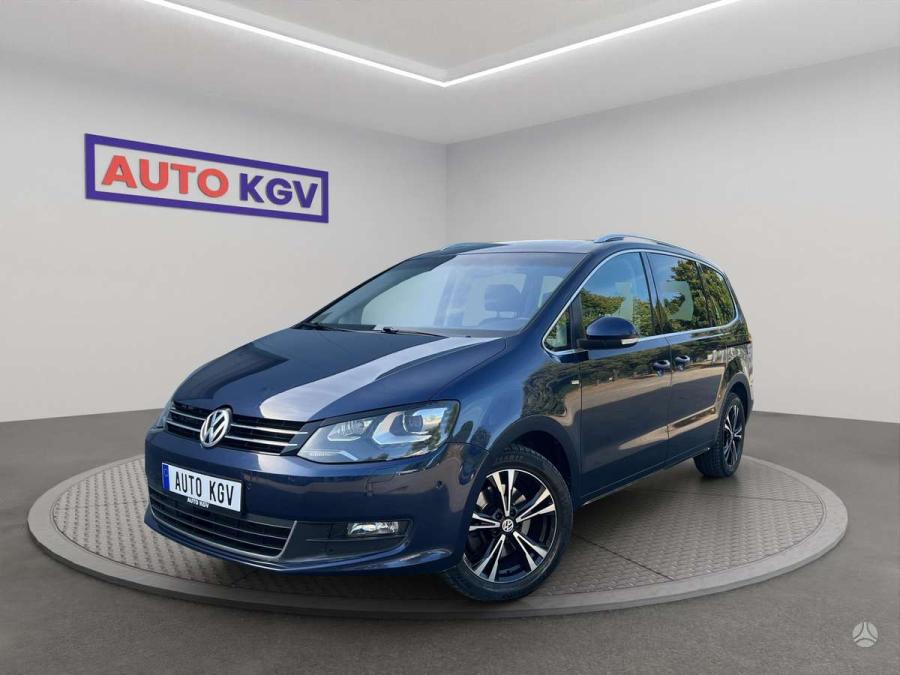 Blue Volkswagen Sharan 2015 in Kaunas, with an engine capacity of 2.00 L and mileage of 247 thousand km for 11999 €, photo 1 on AUTOMOTO.COM.LV