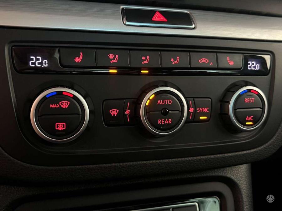 Zils Volkswagen Sharan 2015 Kauņa, ar dzinēja tilpumu 2.00 L un nobraukumu 247 tūkst. km par 11999 €, foto 18 vietnē AUTOMOTO.COM.LV