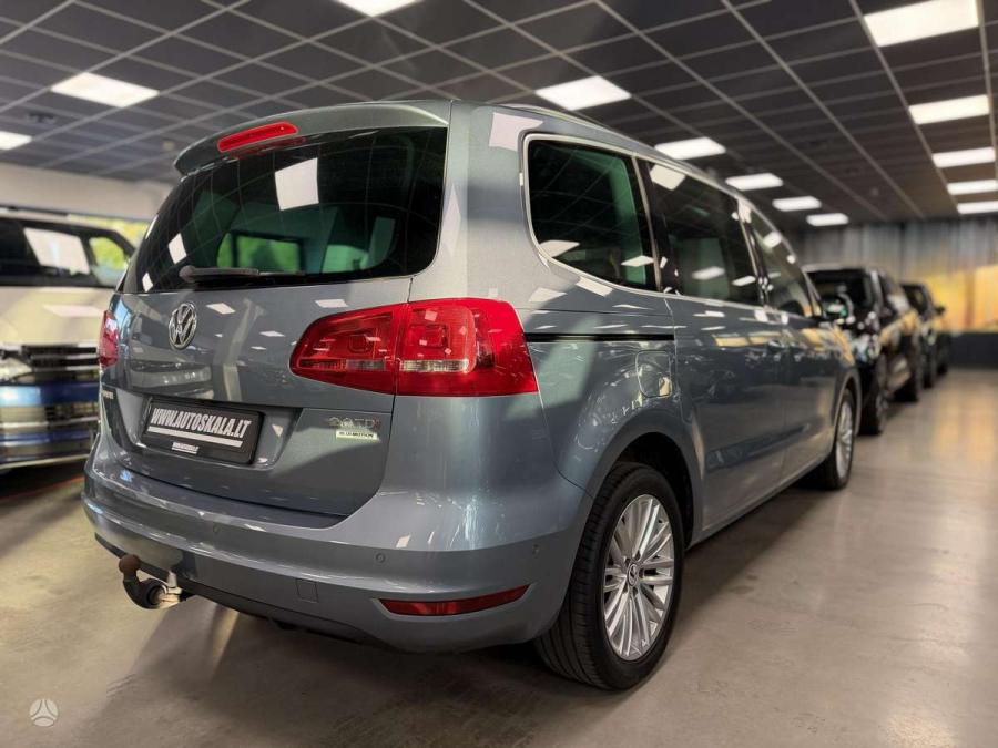 Zils Volkswagen Sharan 2015 Klaipėda, ar dzinēja tilpumu 1.97 L un nobraukumu 217 tūkst. km par 11900 €, foto 12 vietnē AUTOMOTO.COM.LV