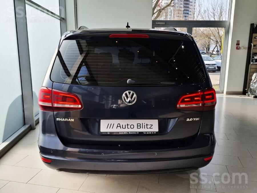 Zils Volkswagen Sharan 2016 Rīga, ar dzinēja tilpumu 2.00 L un nobraukumu 245 tūkst. km par 10900 €, foto 3 vietnē AUTOMOTO.COM.LV
