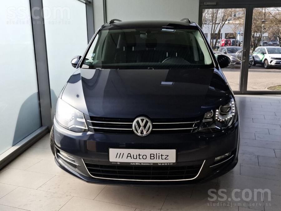 Zils Volkswagen Sharan 2016 Rīga, ar dzinēja tilpumu 2.00 L un nobraukumu 245 tūkst. km par 10900 €, foto 4 vietnē AUTOMOTO.COM.LV