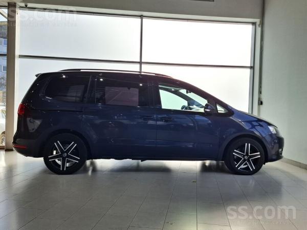 Zils Volkswagen Sharan 2016 Rīga, ar dzinēja tilpumu 2.00 L un nobraukumu 245 tūkst. km par 10900 €, foto 5 vietnē AUTOMOTO.COM.LV