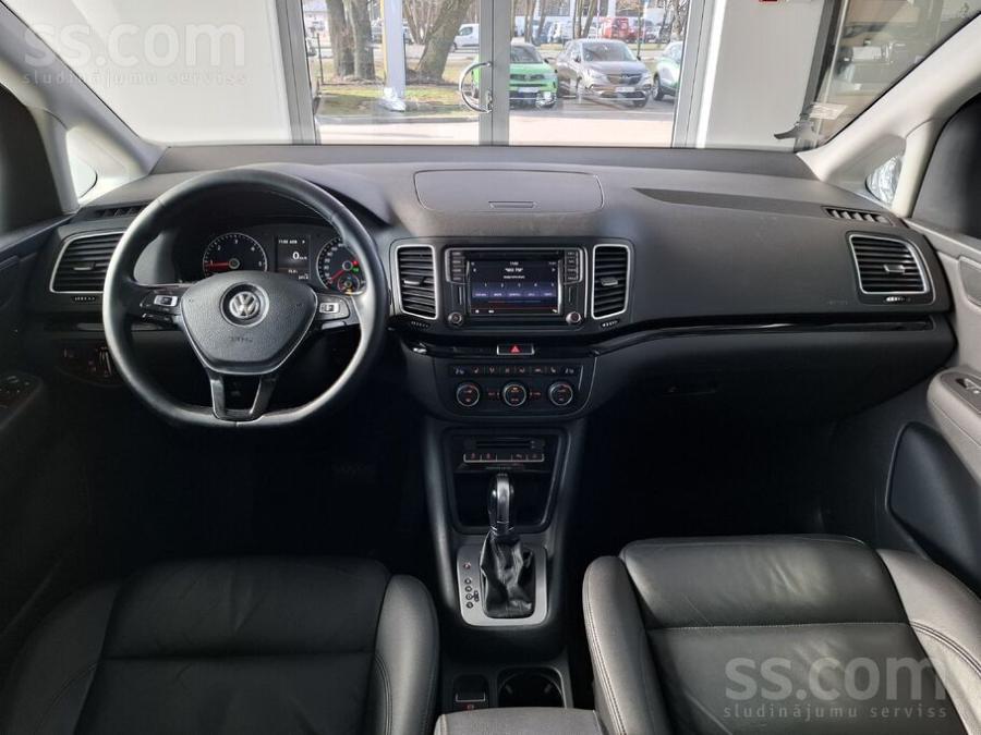 Zils Volkswagen Sharan 2016 Rīga, ar dzinēja tilpumu 2.00 L un nobraukumu 245 tūkst. km par 10900 €, foto 7 vietnē AUTOMOTO.COM.LV