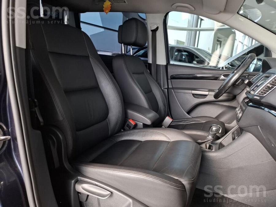 Zils Volkswagen Sharan 2016 Rīga, ar dzinēja tilpumu 2.00 L un nobraukumu 245 tūkst. km par 10900 €, foto 9 vietnē AUTOMOTO.COM.LV