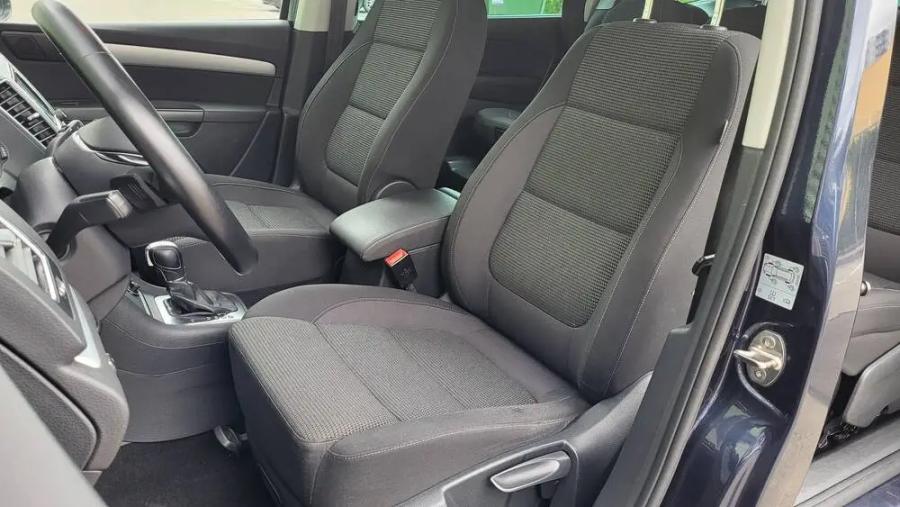 Zils Volkswagen Sharan 2016 Rīga, ar dzinēja tilpumu 1.40 L un nobraukumu 233 tūkst. km par 11500 €, foto 9 vietnē AUTOMOTO.COM.LV