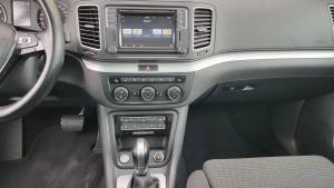 Zils Volkswagen Sharan 2016 Rīga, ar dzinēja tilpumu 1.40 L un nobraukumu 233 tūkst. km par 11500 €, foto 10 vietnē AUTOMOTO.COM.LV