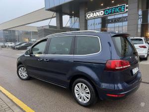 Zils Volkswagen Sharan 2017 Viļņa, ar dzinēja tilpumu 1.97 L un nobraukumu 350 tūkst. km par 8800 €, foto 2 vietnē AUTOMOTO.COM.LV
