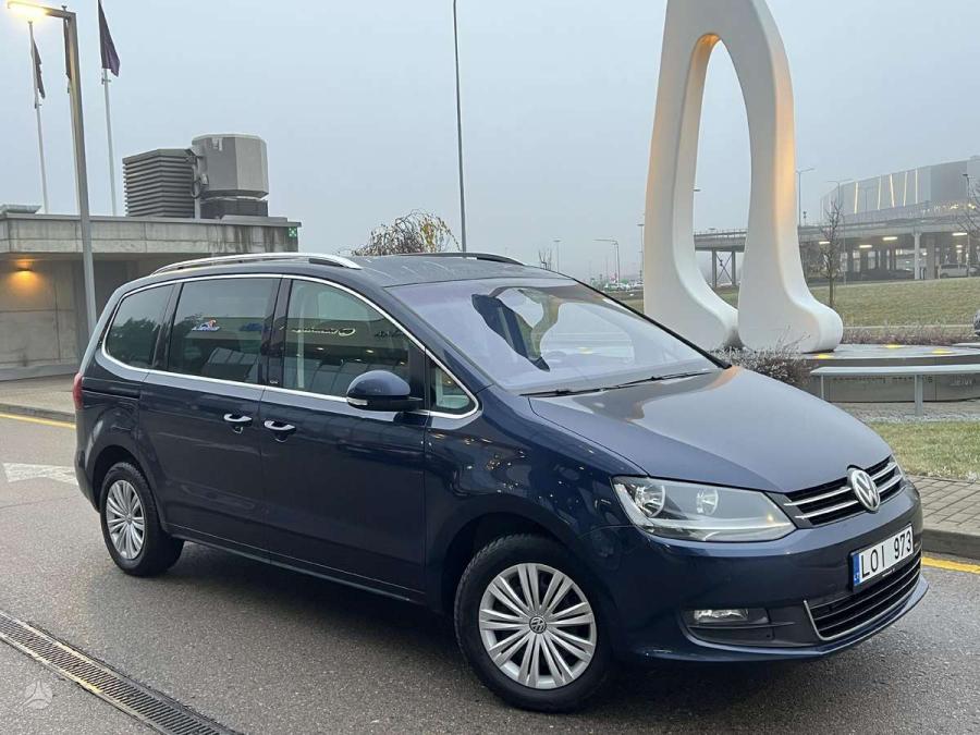 Zils Volkswagen Sharan 2017 Viļņa, ar dzinēja tilpumu 1.97 L un nobraukumu 350 tūkst. km par 8800 €, foto 4 vietnē AUTOMOTO.COM.LV