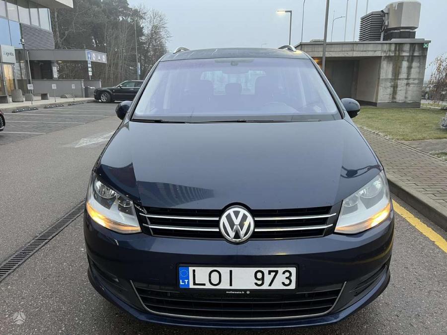 Zils Volkswagen Sharan 2017 Viļņa, ar dzinēja tilpumu 1.97 L un nobraukumu 350 tūkst. km par 8800 €, foto 7 vietnē AUTOMOTO.COM.LV