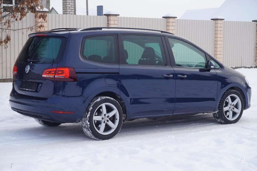 Zils Volkswagen Sharan 2017 Kėdainiai, ar dzinēja tilpumu 1.97 L un nobraukumu 299 tūkst. km par 9600 €, foto 3 vietnē AUTOMOTO.COM.LV