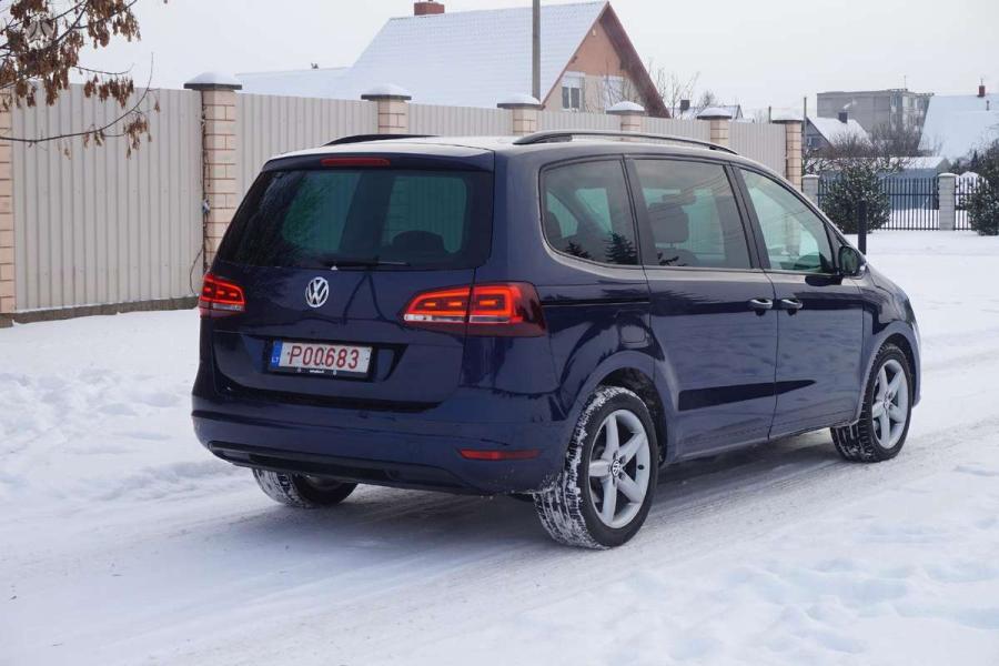 Zils Volkswagen Sharan 2017 Kėdainiai, ar dzinēja tilpumu 1.97 L un nobraukumu 299 tūkst. km par 9600 €, foto 4 vietnē AUTOMOTO.COM.LV