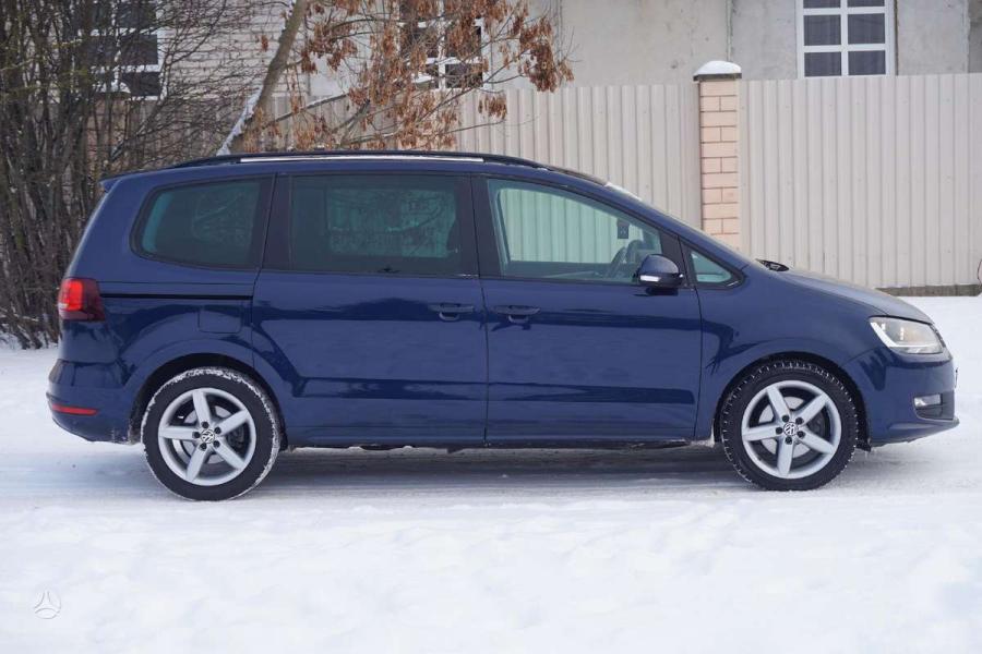 Zils Volkswagen Sharan 2017 Kėdainiai, ar dzinēja tilpumu 1.97 L un nobraukumu 299 tūkst. km par 9600 €, foto 6 vietnē AUTOMOTO.COM.LV