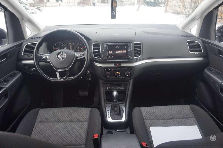 Zils Volkswagen Sharan 2017 Kėdainiai, ar dzinēja tilpumu 1.97 L un nobraukumu 299 tūkst. km par 9600 €, foto 20 vietnē AUTOMOTO.COM.LV