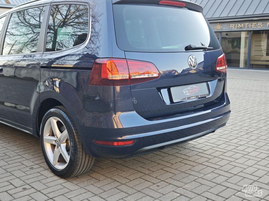 Zils Volkswagen Sharan 2017 Viļņa, ar dzinēja tilpumu 2.00 L un nobraukumu 299 tūkst. km par 9600 €, foto 11 vietnē AUTOMOTO.COM.LV