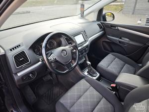 Zils Volkswagen Sharan 2017 Viļņa, ar dzinēja tilpumu 2.00 L un nobraukumu 299 tūkst. km par 9600 €, foto 15 vietnē AUTOMOTO.COM.LV