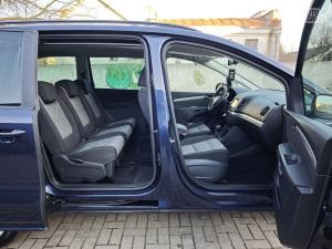 Zils Volkswagen Sharan 2017 Viļņa, ar dzinēja tilpumu 2.00 L un nobraukumu 299 tūkst. km par 9600 €, foto 24 vietnē AUTOMOTO.COM.LV