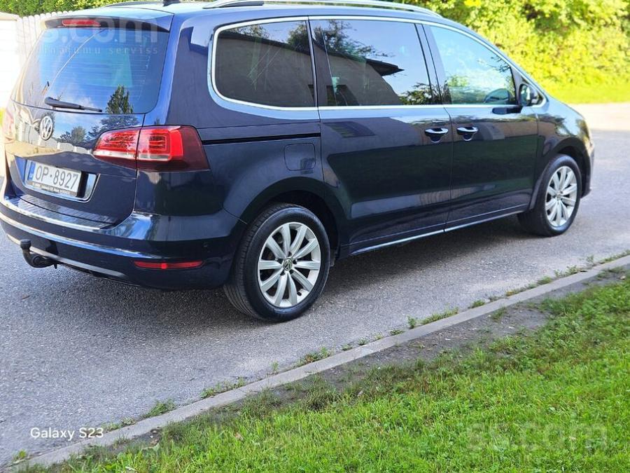 Zils Volkswagen Sharan 2017 Jelgava, ar dzinēja tilpumu 2.00 L un nobraukumu 273 tūkst. km par 14500 €, foto 4 vietnē AUTOMOTO.COM.LV