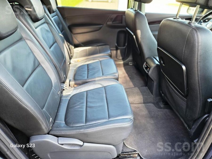 Zils Volkswagen Sharan 2017 Jelgava, ar dzinēja tilpumu 2.00 L un nobraukumu 273 tūkst. km par 14500 €, foto 12 vietnē AUTOMOTO.COM.LV