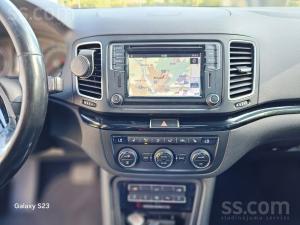 Zils Volkswagen Sharan 2017 Jelgava, ar dzinēja tilpumu 2.00 L un nobraukumu 273 tūkst. km par 14500 €, foto 16 vietnē AUTOMOTO.COM.LV