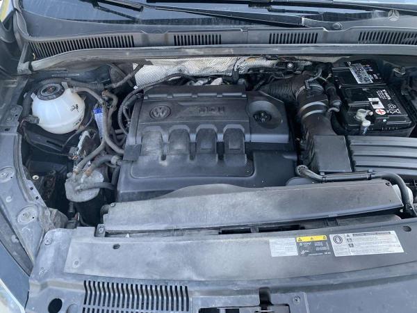 Zils Volkswagen Sharan 2018 Utena, ar dzinēja tilpumu 1.97 L un nobraukumu 190 tūkst. km par 8300 €, foto 4 vietnē AUTOMOTO.COM.LV