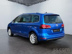 Zils Volkswagen Sharan 2018 Rīga, ar dzinēja tilpumu 2.00 L un nobraukumu 158 tūkst. km par 18400 €, foto 4 vietnē AUTOMOTO.COM.LV