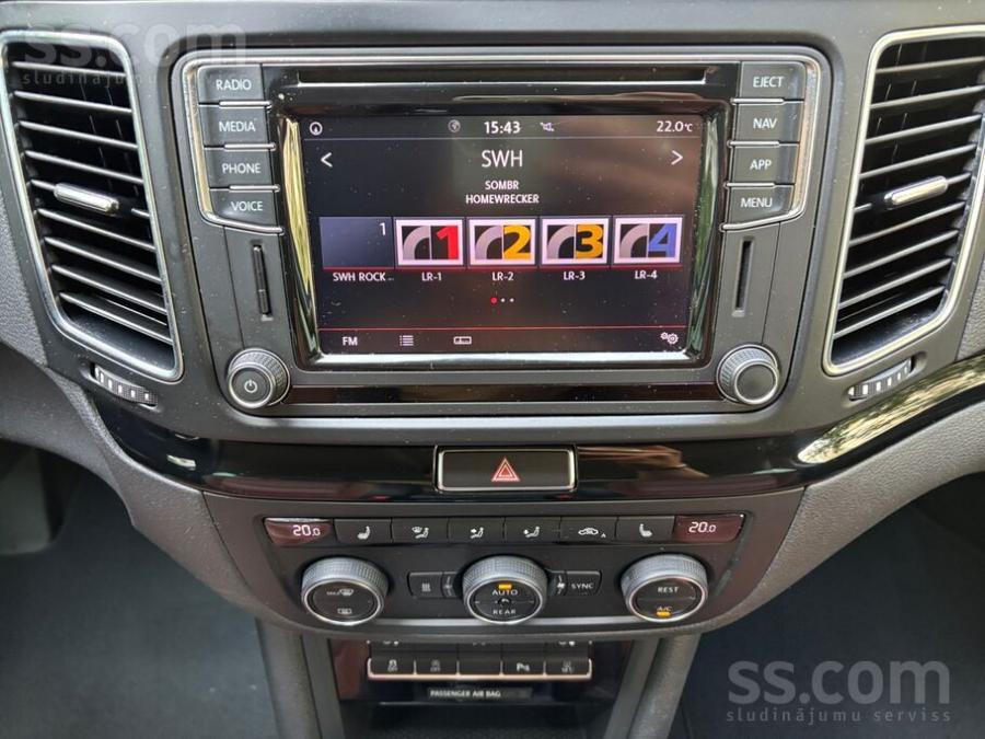 Zils Volkswagen Sharan 2018 Rīga, ar dzinēja tilpumu 2.00 L un nobraukumu 158 tūkst. km par 18400 €, foto 18 vietnē AUTOMOTO.COM.LV