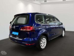 Blue Volkswagen Sharan 2020 in Kaunas, with an engine capacity of 0.00 L and mileage of 93 thousand km for 28426 €, photo 5 on AUTOMOTO.COM.LV
