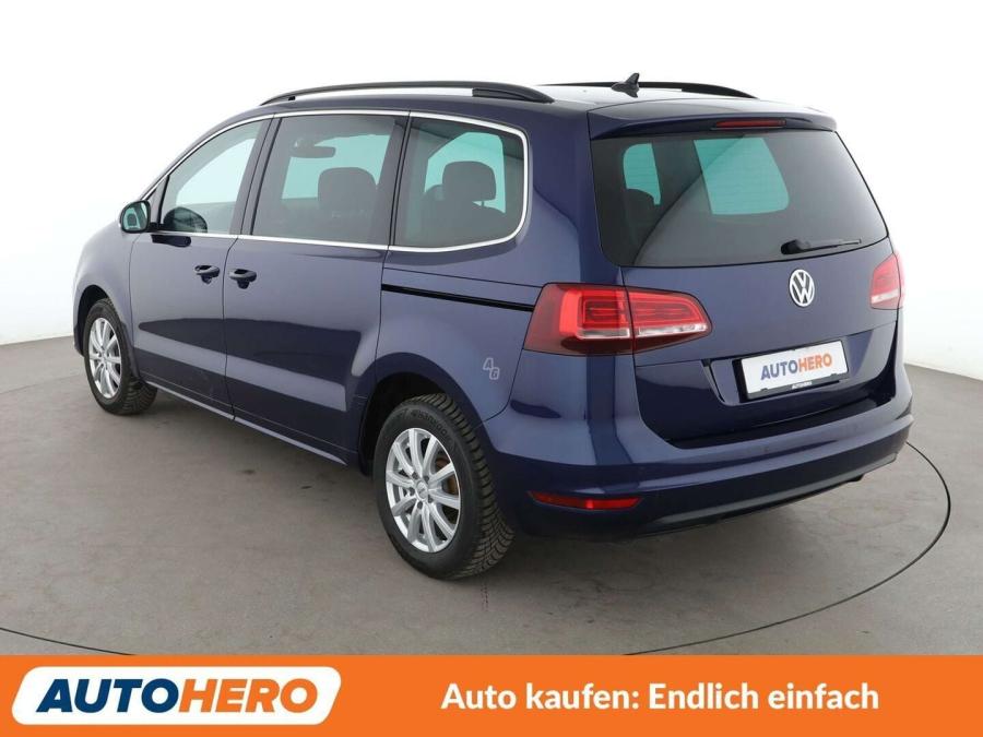 Zils Volkswagen Sharan 2020 Kauņa, ar dzinēja tilpumu 2.00 L un nobraukumu 70 tūkst. km par 28611 €, foto 4 vietnē AUTOMOTO.COM.LV