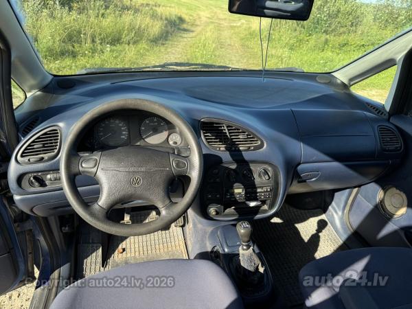 Zils Volkswagen Sharan 1997 Hāpsalu, ar dzinēja tilpumu 1.90 L un nobraukumu 384 tūkst. km par 550 €, foto 5 vietnē AUTOMOTO.COM.LV