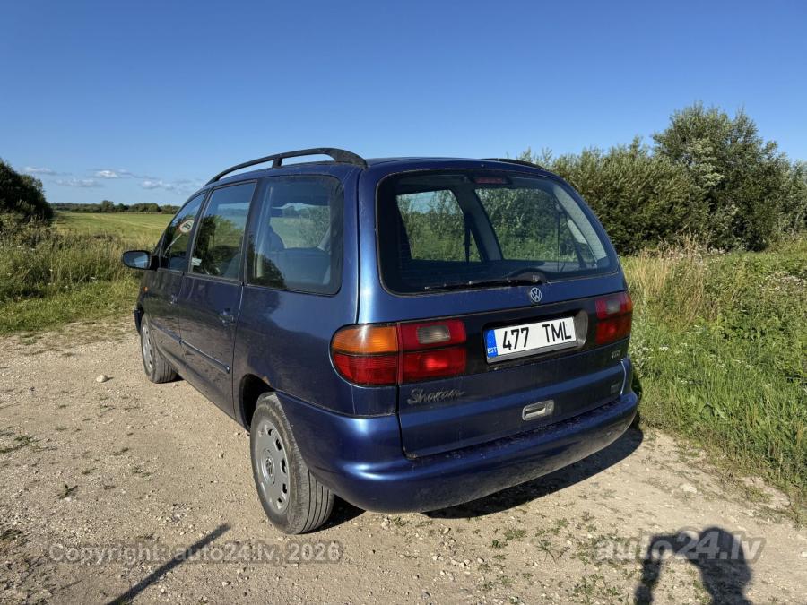 Zils Volkswagen Sharan 1997 Hāpsalu, ar dzinēja tilpumu 1.90 L un nobraukumu 384 tūkst. km par 550 €, foto 3 vietnē AUTOMOTO.COM.LV