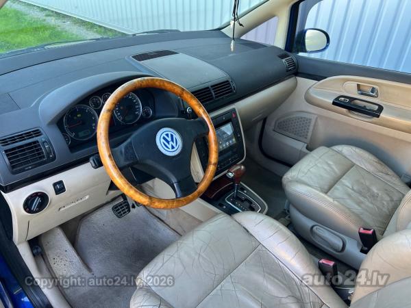 Volkswagen Sharan 2003 in Paide on AUTOMOTO.COM.LV Blue Volkswagen Sharan 2003 in Paide, with an engine capacity of 1.90 L and mileage of 0 thousand km for 1100 €, photo 10 on AUTOMOTO.COM.LV