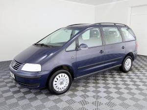 Blue Volkswagen Sharan 2007 in Tallinn, with an engine capacity of 1.90 L and mileage of 173 thousand km for 1999 €, photo 3 on AUTOMOTO.COM.LV
